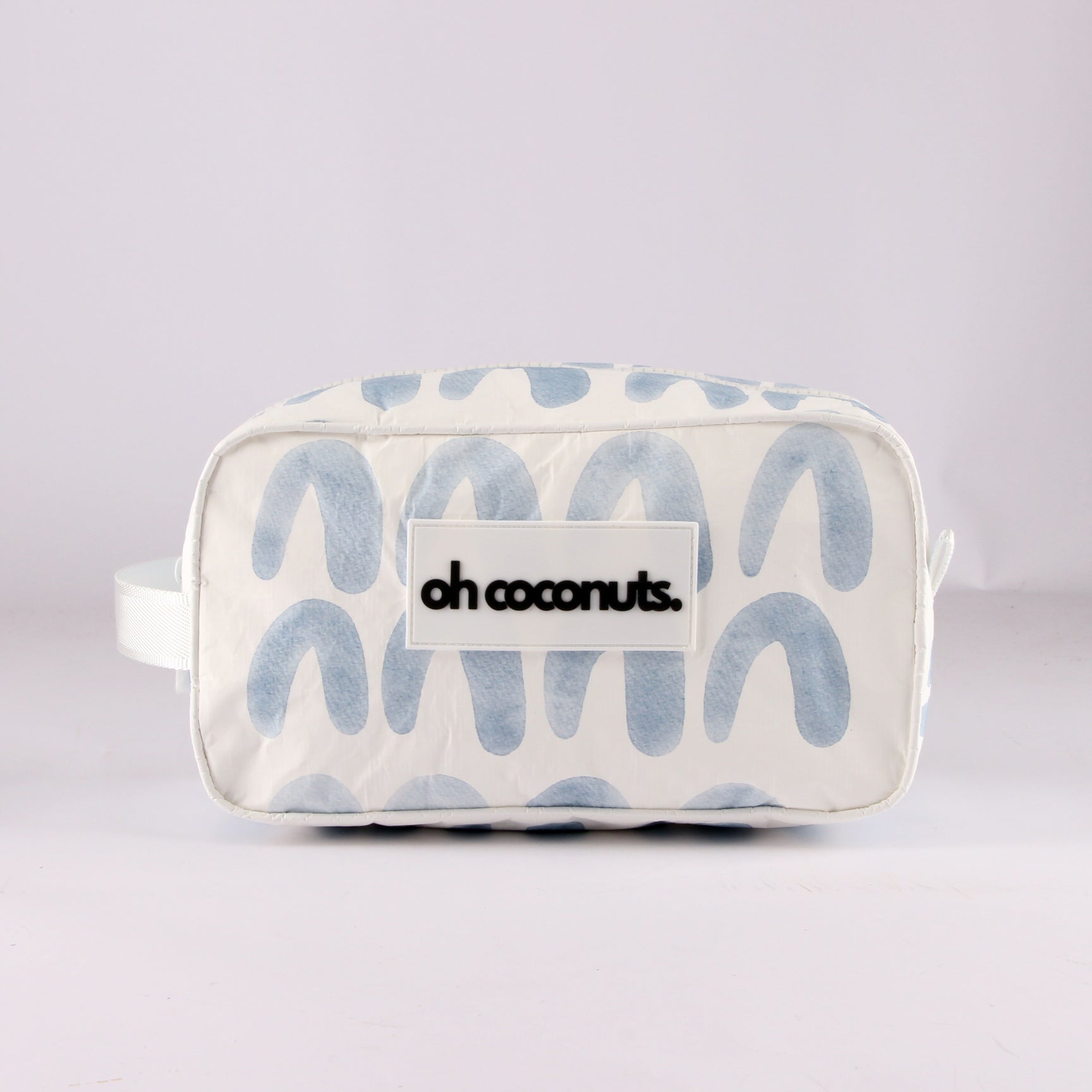 oh coconuts. water resistant beach and travel products